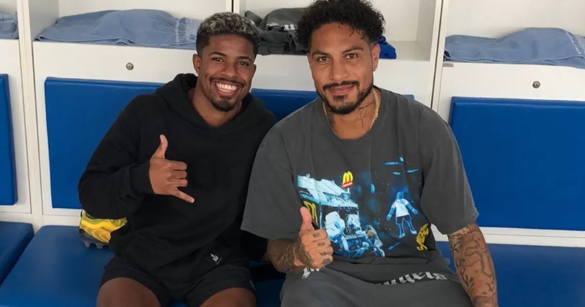 Paolo Guerrero ya posa en el vestuario del estadio del Avaí [VIDEO ... Paolo Guerrero ya posa en el vestuario del estadio del Avaí [VIDEO ...