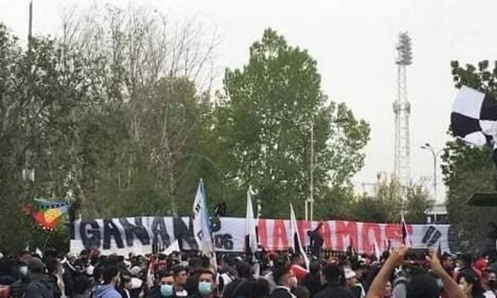 Ultras de Colo Colo amenazan a los jugadores previo al choque vital ...