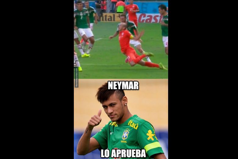 Los hilarantes memes por el 'piscinazo' de Arjen Robben | América Deportes