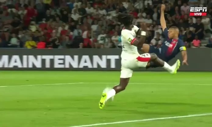 Mbappé anotó un golazo con espectacular tijera en derrota del PSG ...