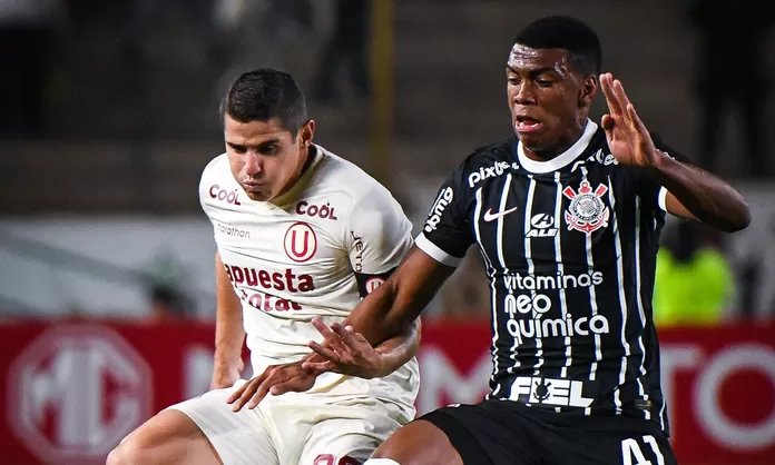 ¡Con escándalo! Universitario cayó 2-1 ante Corinthians y se despidió ...