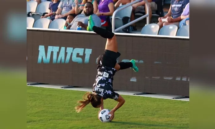 YouTube: Futbolista ejecutó un espectacular saque lateral en Estados ...