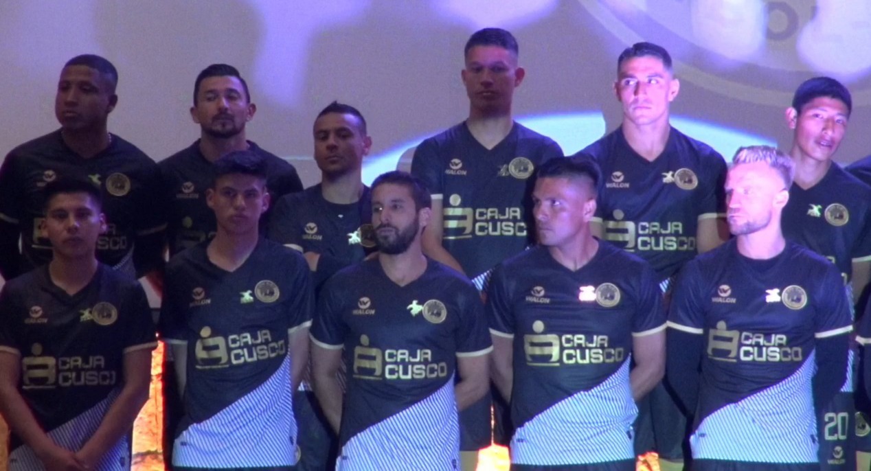 Cusco FC presentó su camiseta y su nuevo escudo para la temporada 2020 ...