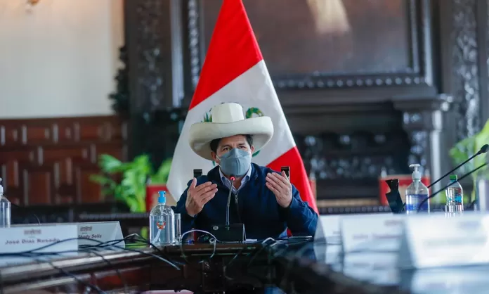 Universitario: Pedro Castillo le confesó a Jean Ferrari que es hincha ...