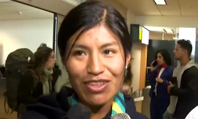 Santiago 2023: Luz Mery Rojas regresó al Perú con la medalla de oro en ...