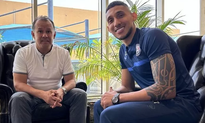 Juan Reynoso se reunió con Christofer Gonzales en Arabia Saudita ...