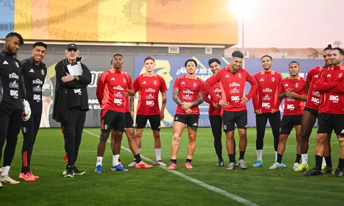 Perú vs Chile: Fossati definió al once en última práctica | América ...