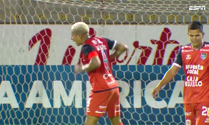 Paolo Guerrero desató su bronca con Johan Madrid tras gol | América ...