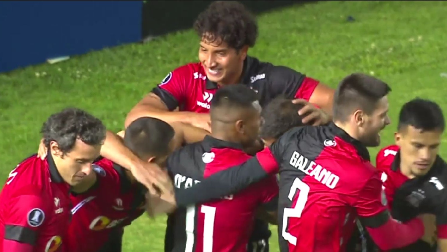 Melgar aplastó 5-0 a Patronato por la Libertadores y se acerca a la ...