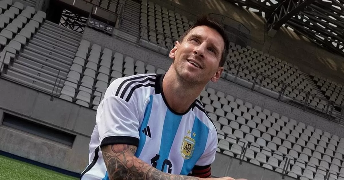Lionel Messi presentó los nuevos botines que lucirá en Qatar 2022 ...